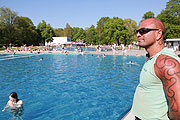 Schyrenbad - das älteste Freibad Münchens. Baden gehen in München - das ...