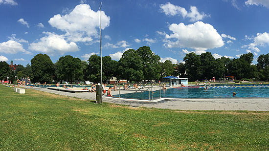 Schyrenbad - das älteste Freibad Münchens. Baden gehen in München - das ...