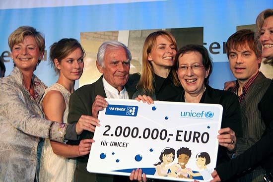 Wahrlich.... Payback Millionen für UNICEF und Herbert Grönemeyer ...