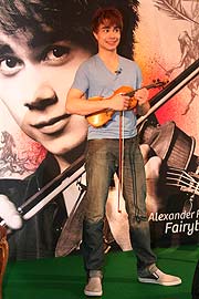 Alexander Rybak bei der RTL II Musikshow „The Dome 50“ in München