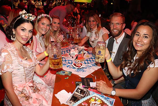 18. Nacht der Tracht 2019 im Löwenbräukeller am 25.05.2019: volles Haus ...