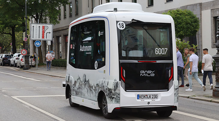 Autonomes Fahren im ÖPNV: Shuttle-Bus bei IAA Mobility macht erlebbar ...