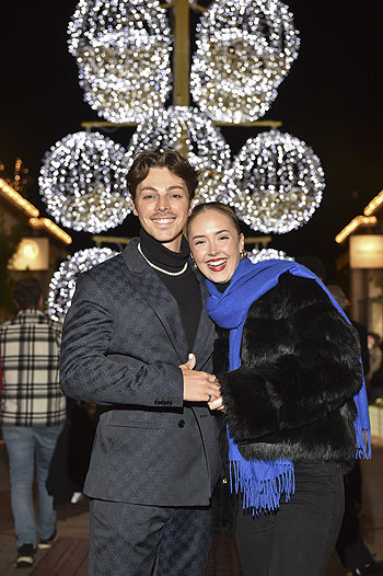 Christmas Lighting Ceremony in Ingolstadt Village mit Victoria ...