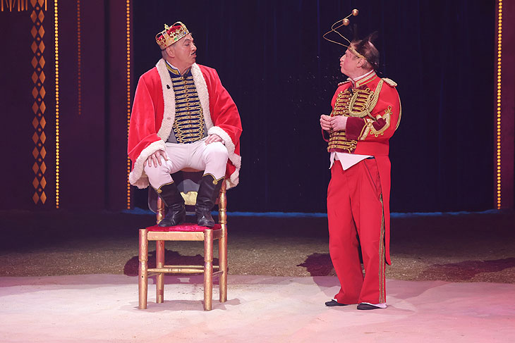 Premiere am 1. Weihnachtstag: Circus Krone präsentiert "Ich. Du. Wir ...