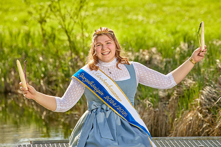 Elisabeth IV. - die 47. Schrobenhausener Spargelkönigin 2024/2025 ...