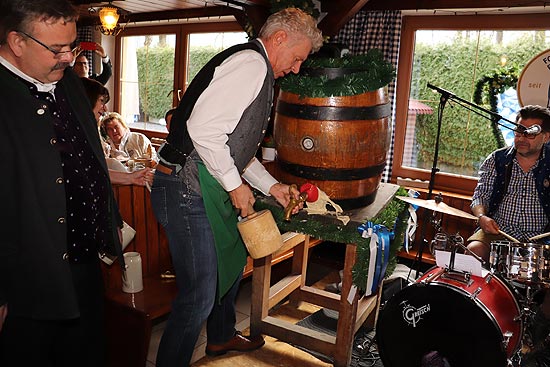 Starkbieranstich des neuen Jakobators am 08.03.2019 durch Münchens ...