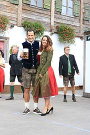 FC Bayern Spieler auf dem Oktoberfest 2019 am letzten Wiesnsonntag mit ...