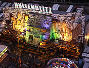 Höllenblitz - Der Coaster @ Oktoberfest. Die rasante Reise durch die ...