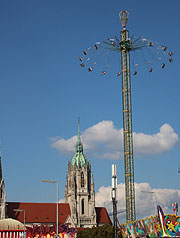 Oktoberfest 2019: Jules Verne Tower - Kettenflieger der anderen Art ...
