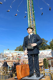 Oktoberfest 2019: Jules Verne Tower - Kettenflieger der anderen Art ...