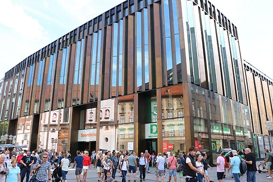 Größte DEICHMANN-Filiale Weltweit eröffnete am 08.08.2019 in der ...