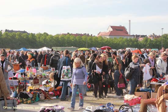 BRK Riesenflohmarkt Frühlingsfest München - Impressionen @ 30.04.2011 ...